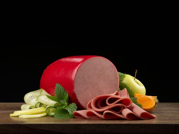 Boar's Head Beef Bologna / 8 - 9 oz. sliced